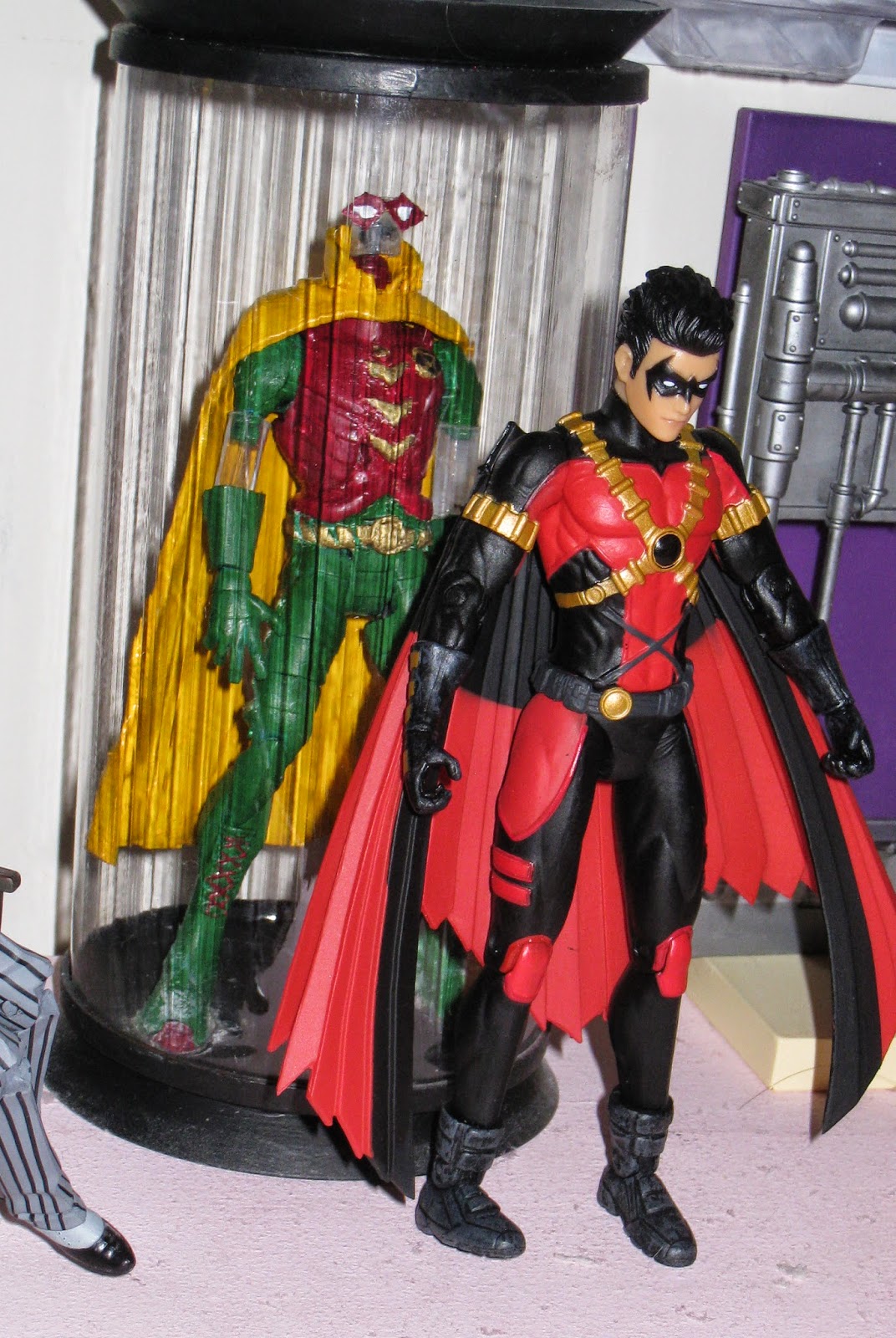 Exploring The Time Lab: DC Collectibles: Red Robin