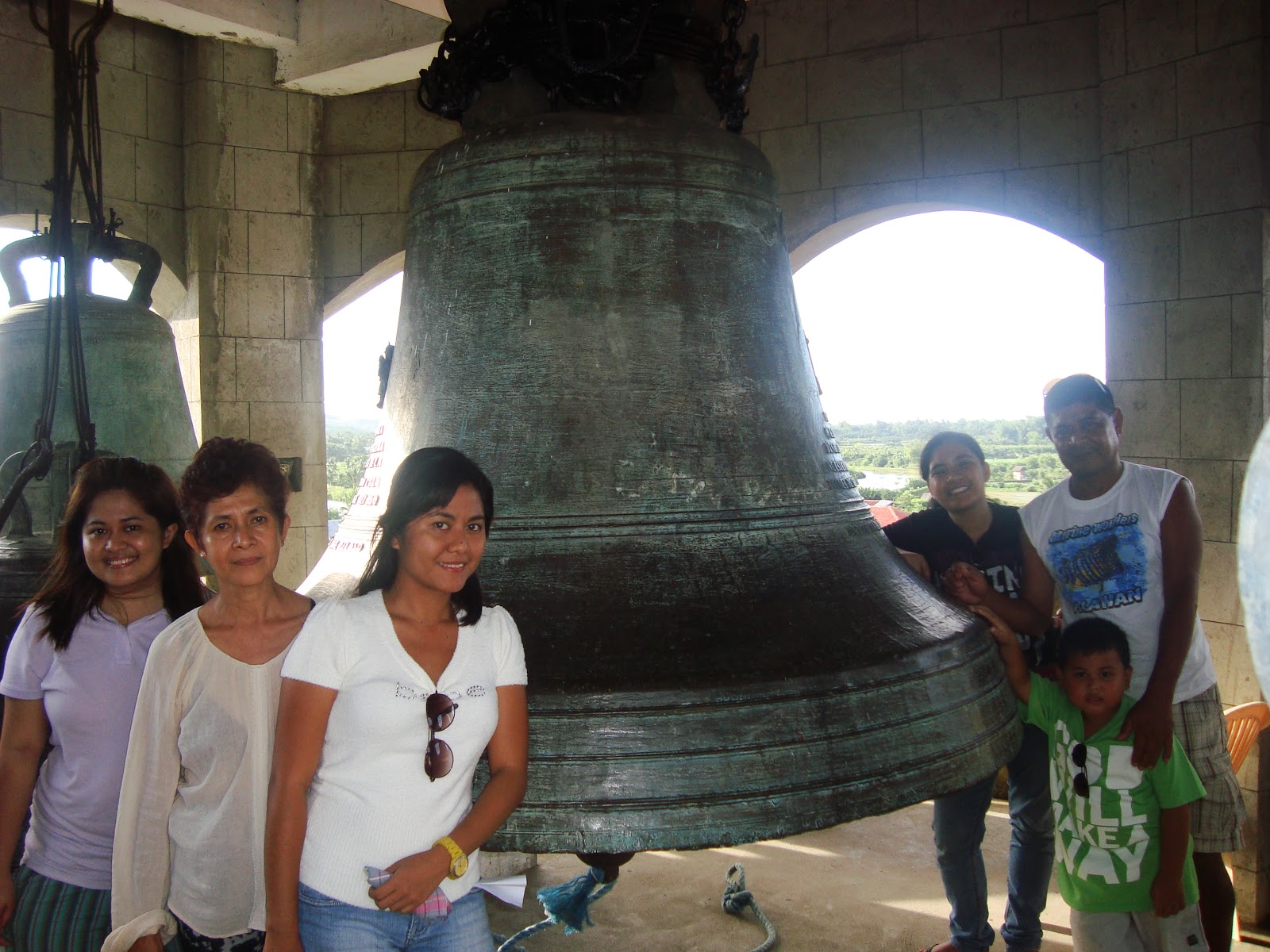 Inside the Biggest Bell in Asia.....Pan-ay, Capiz