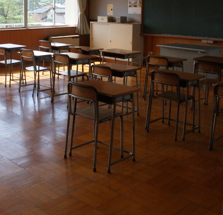 KonashionFan: SDT Background - Japan Classroom