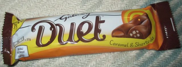 FOODSTUFF FINDS: New Galaxy Duet Chocolate Bar (Sainsburys) [By SpectreUK]