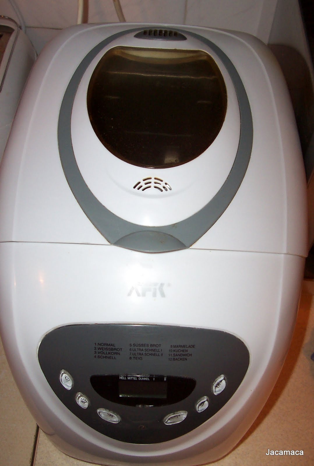 Jacina carobna kuhinja: DOMAĆI HLEB IZ MINI PEKARE