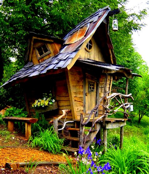The Flying Tortoise: Gorgeous Tiny Whimsical Houses...