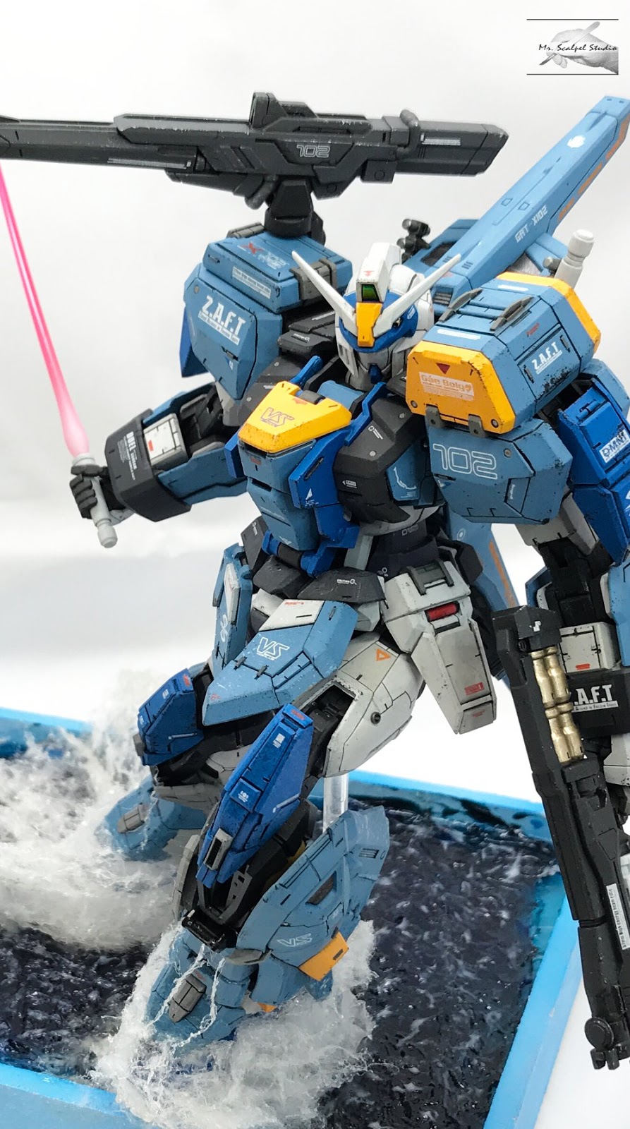 Custom Build: MG 1/100 Duel Gundam Assault Shroud + Diorama