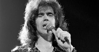 Zona Rock Dan Metal : DANNY HUTTON