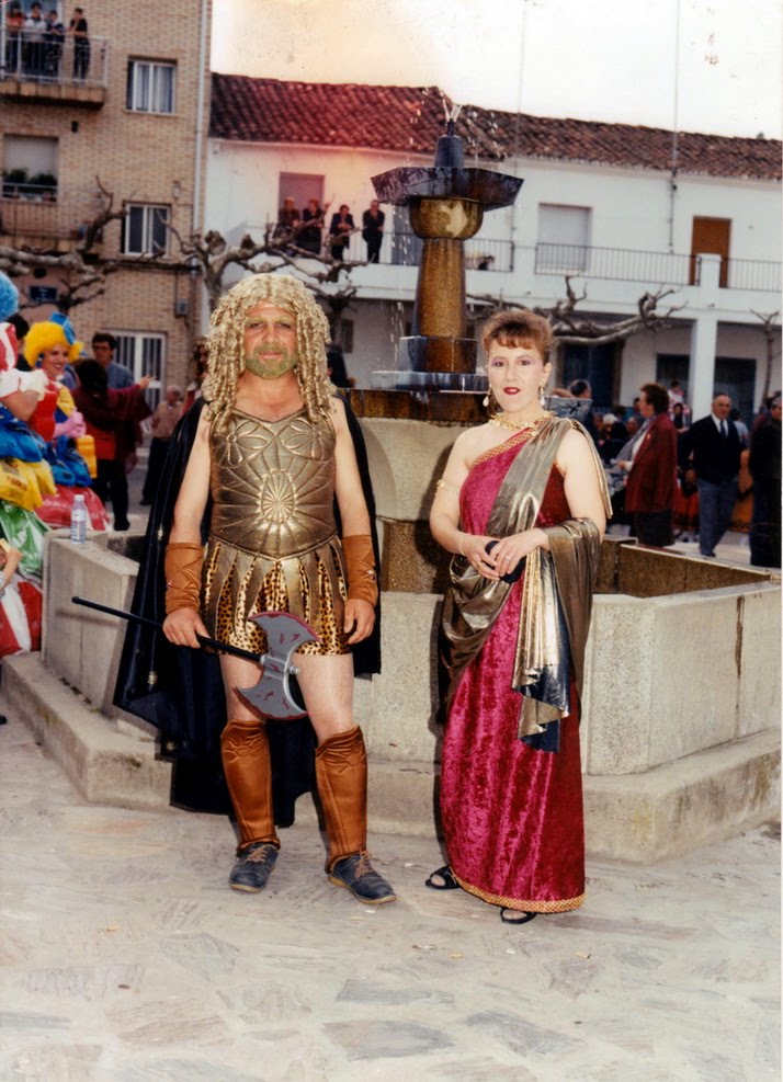 CILLEROS, NI MÁS NI MENOS: PAREJA DE CARNAVAL
