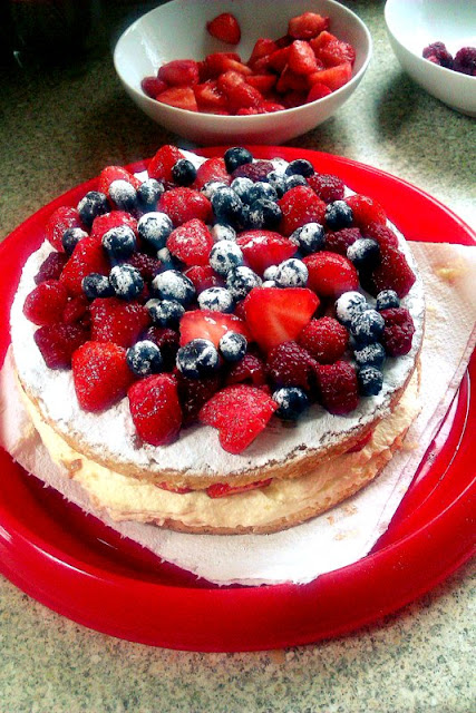 Fresh Fruit and Cream Sponge Cake | Pretty and Polished