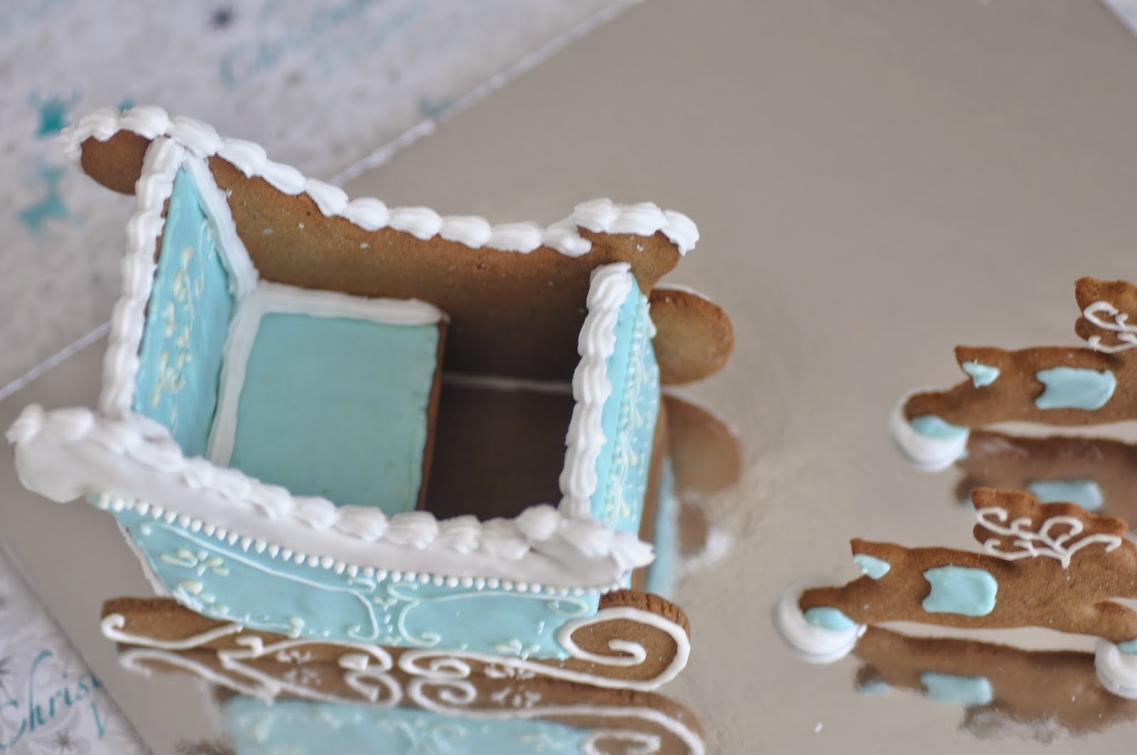 Sweet Pea Creations: Gingerbread Sleigh