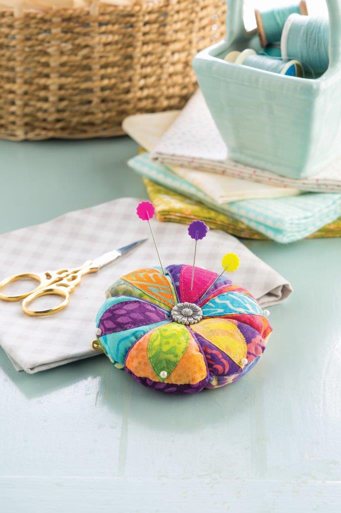 Kauffman Designs: Pincushion book