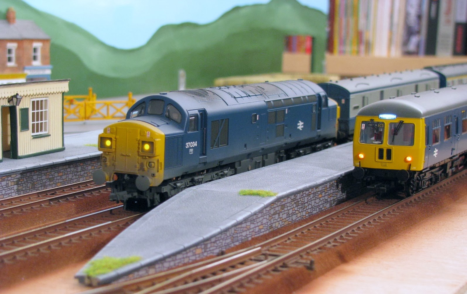 Voie de Débord: Réseau 00 : Fond de décor, 2ème