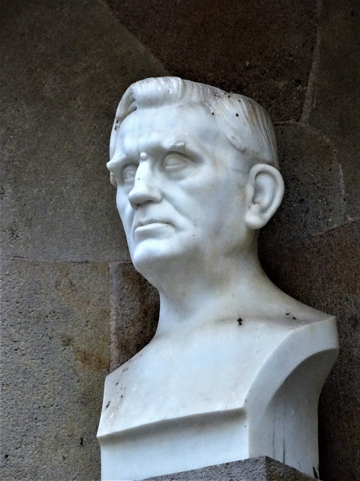 Redescubriendo Barcelona y más allá: 29/11/2017 Fuente del Doctor ...