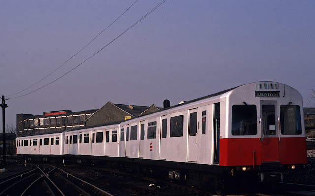 Class 230 trains - LET'S EXPLORE TRAVELING UNIVERSE