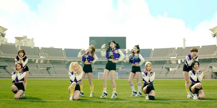 Fufu ViFi: Lirik Lagu TWICE - Cheer Up