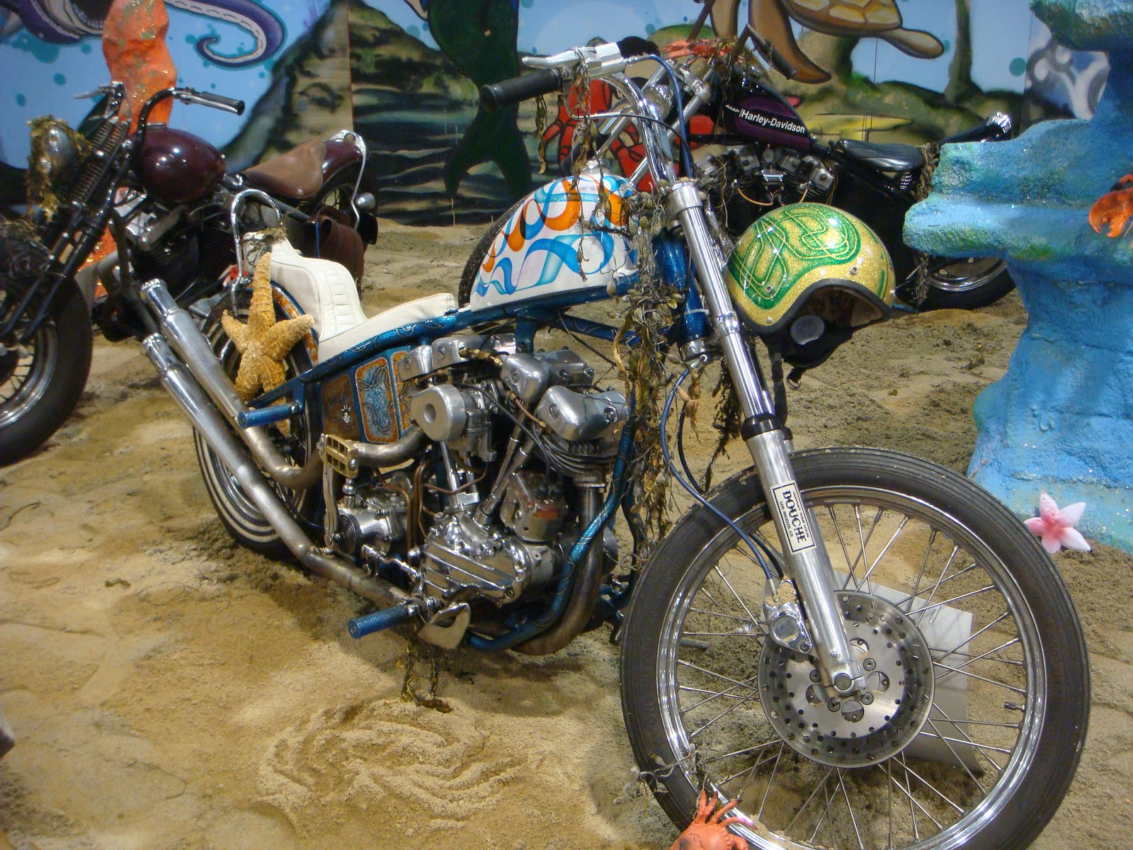 MOTOMO: Easyriders Bike Show Tour 2012 Anaheim Ca.