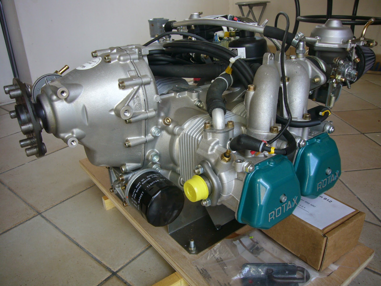 Merveilleux fou volant: Moteur