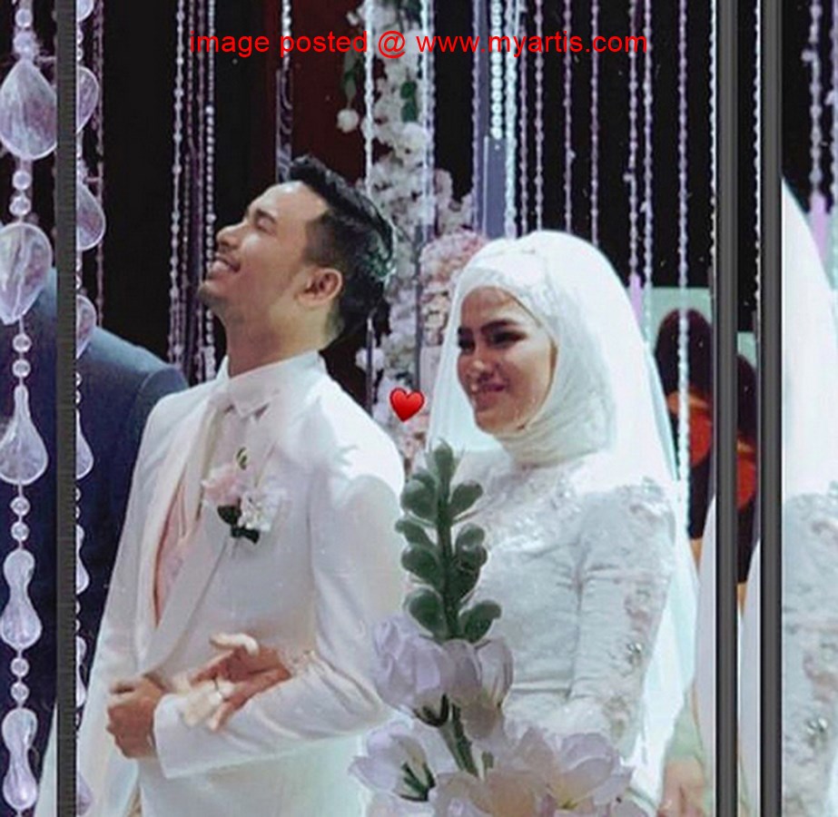 MYARTIS.COM | MYARTIS | MY | ARTIS: 27 FOTO - SUASANA MAJLIS RESEPSI ELFIRA LOY & SUAMI