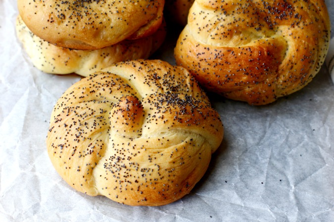 Kaiser Rolls | Karen's Kitchen Stories