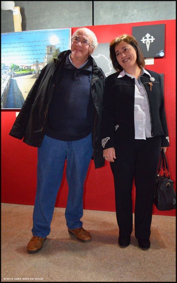 XOAN ARCO DA VELLA: ENCAIXES E BORDADOS NO "CAMIÑO"