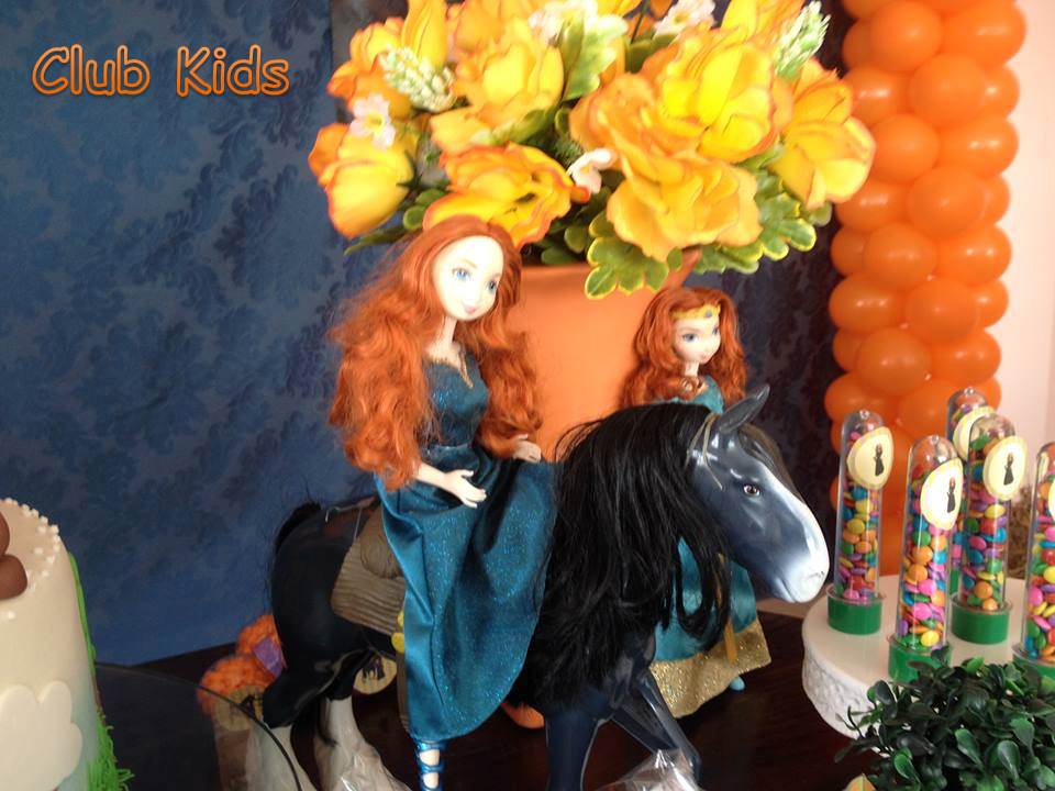 CLUB KIDS- Patrícia Dina: PRINCESA VALENTE- 7 Anos