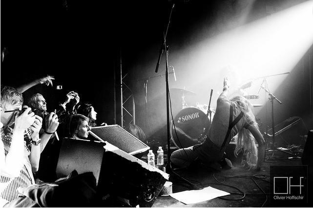 Blitzkrieg Bop: Les Présentations