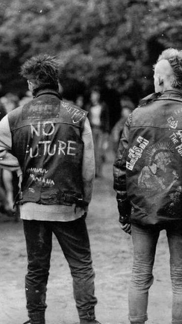 "Punk's Not Dead, Punk's Sleepin' Drunk" – The Art of Punk Jackets From ...