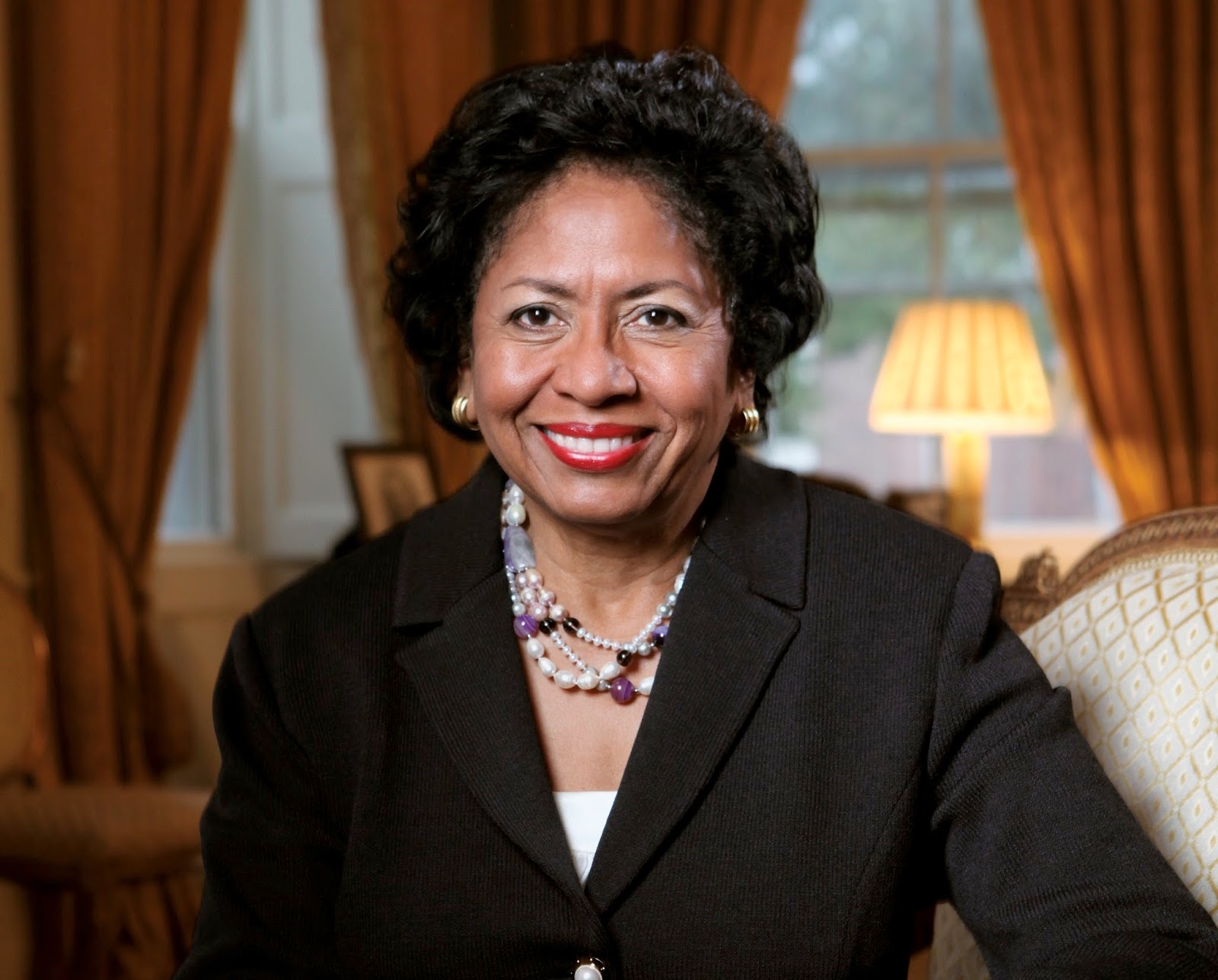 Knowledge: - Circus of Words