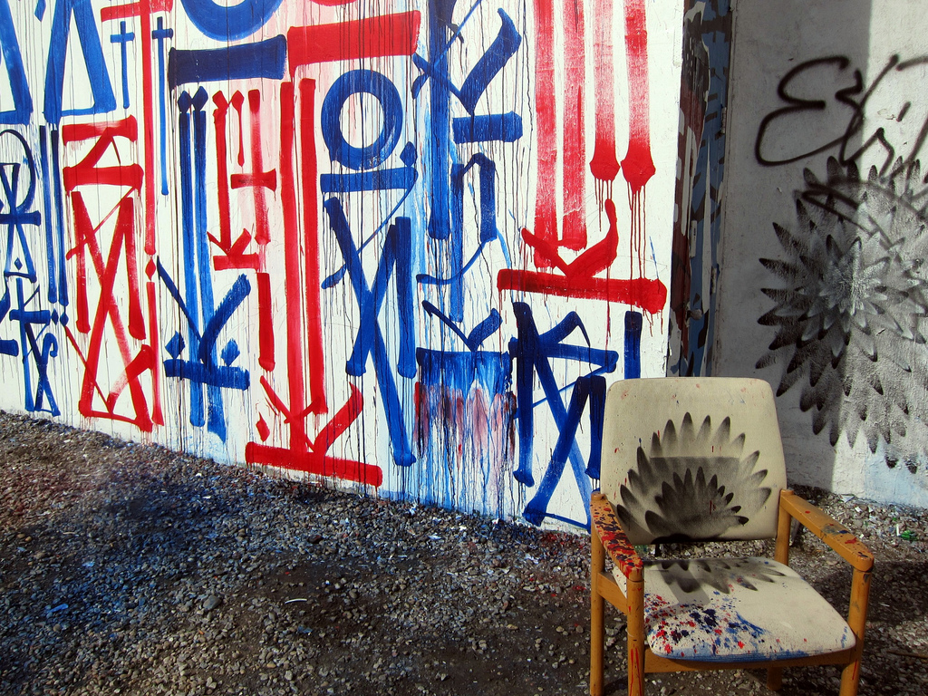 RETNA New Mural In NYC – StreetArtNews