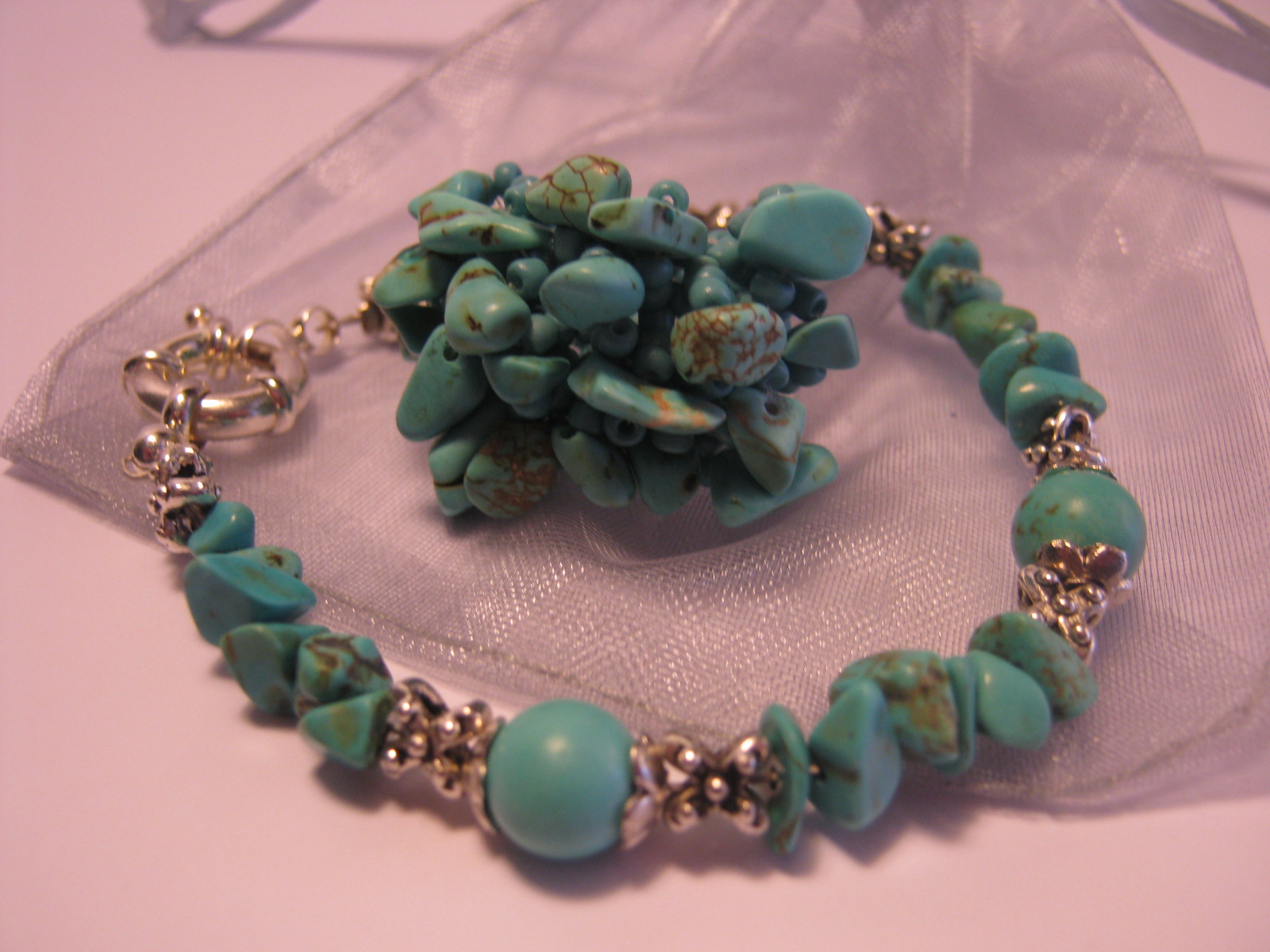 VC Bisuteria Artesanal: Conjuntos en piedras naturales