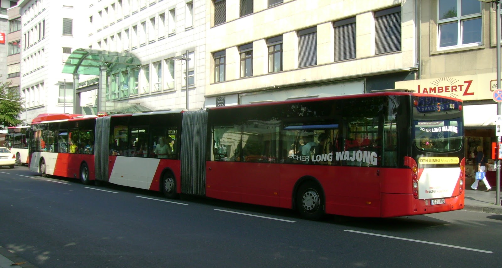 Buses from various cities in the world.: Articulados na cidade de ...