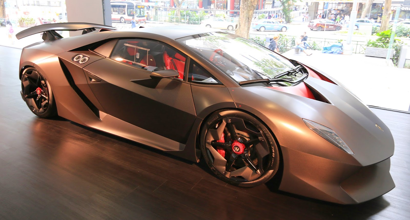 E21S: Lamborghini Series - Sesto Elemento