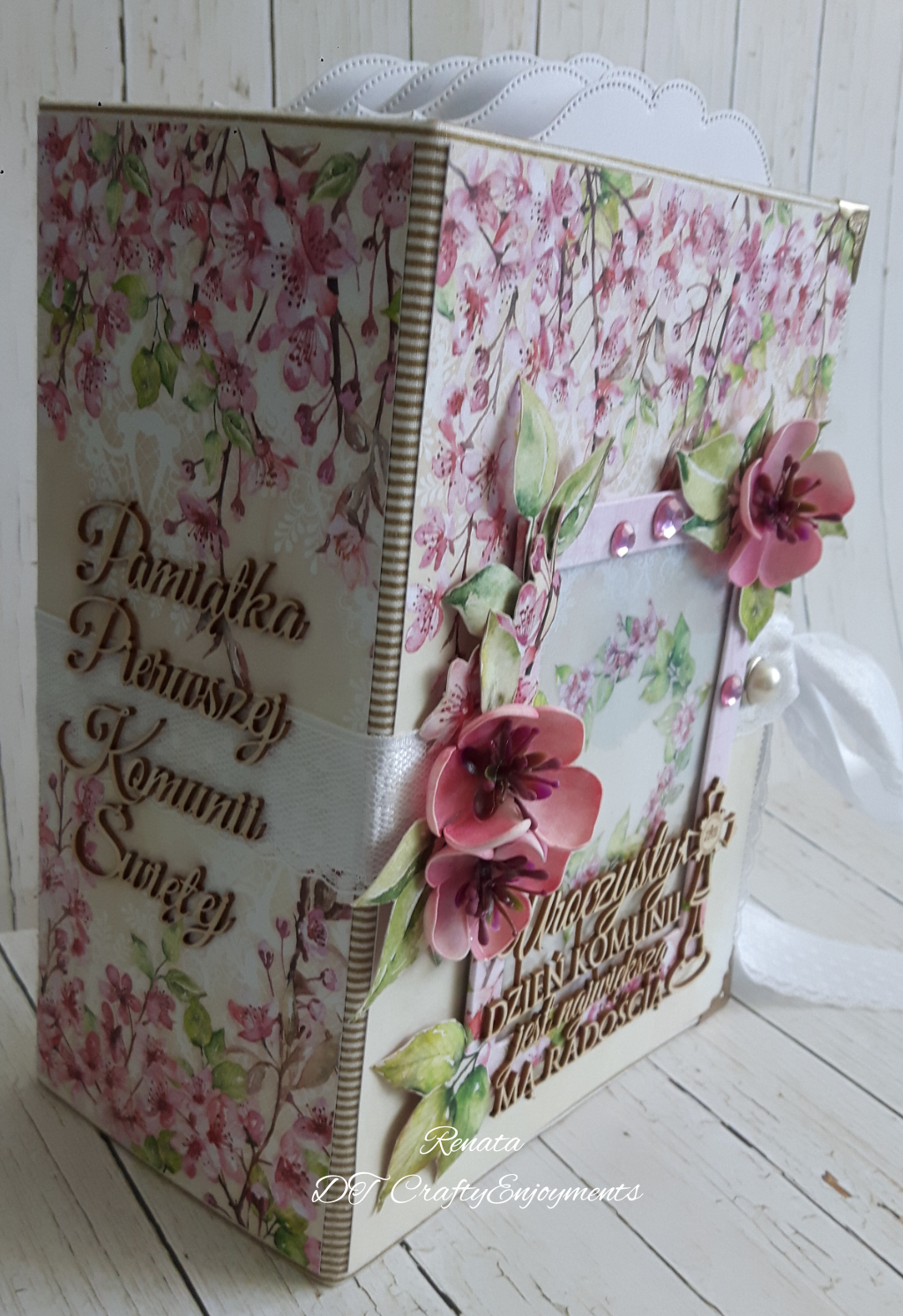 CraftyEnjoyments: First Holy Communion album