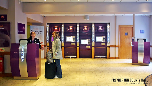 CHASING FOOD DREAMS: #OMGB Great Value Travel to London – Day 1