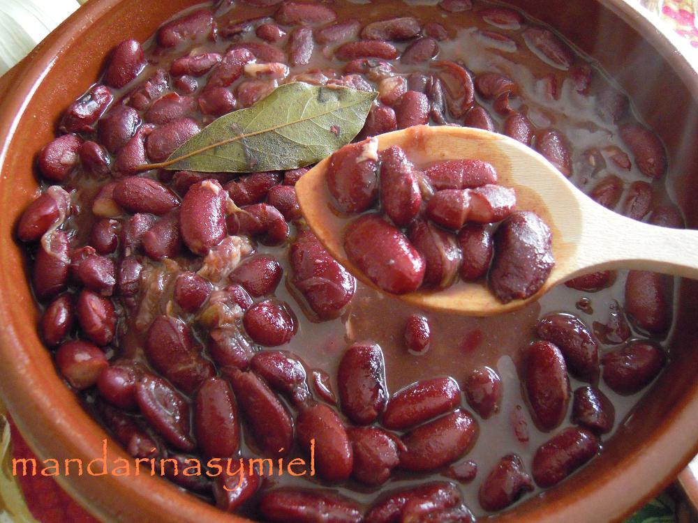Alubias rojas estofadas a la montañesa | Mandarinas y miel