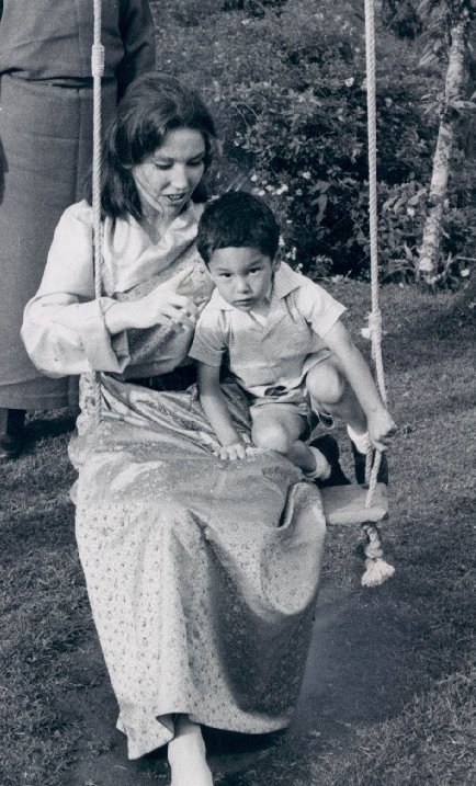 Sikkim- A Look Back View: Old Photographs from Sikkim, Darjeeling and Tibet