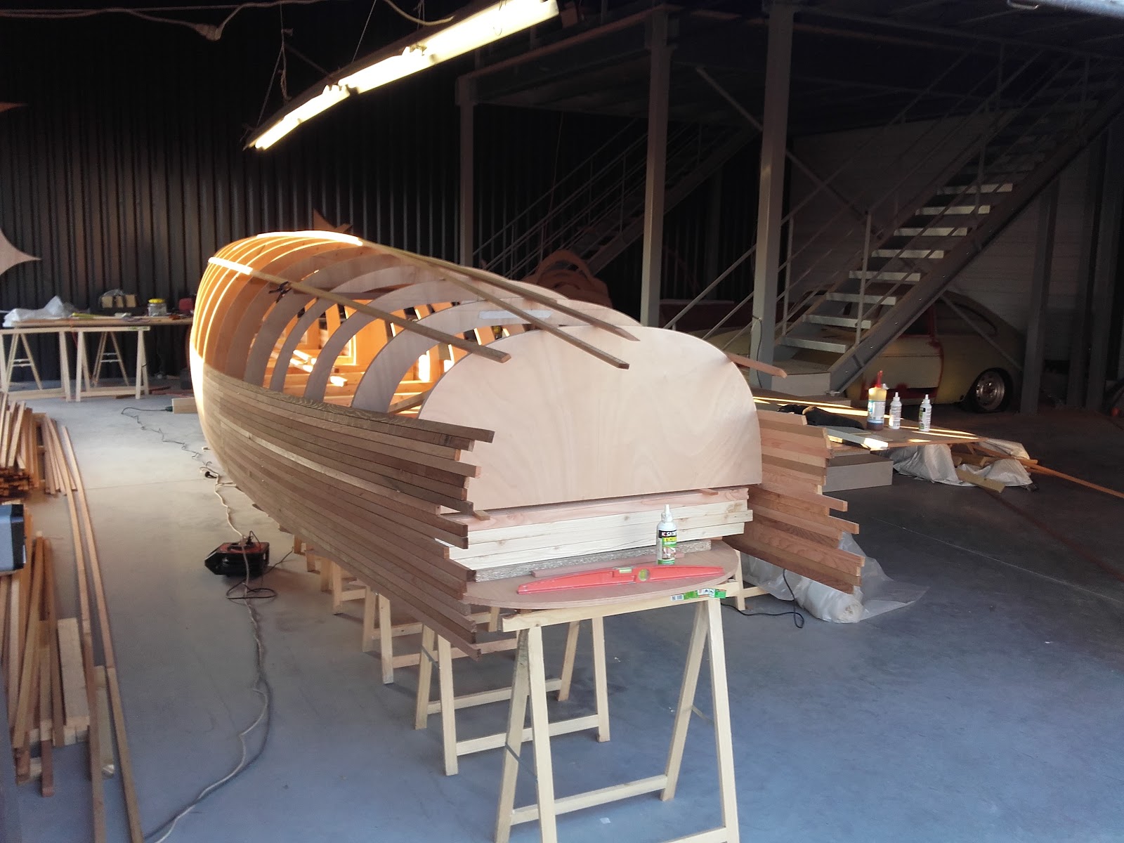 Construction strip planking du Mahi-Mahi 2, cata open de 9×6m, modèle ...