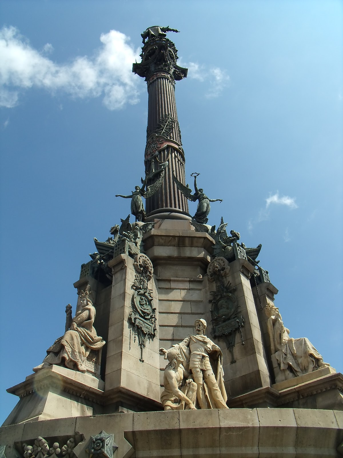 ESTATUA DE COLÓN EN BARCELONA : Blog literario y fotográfico