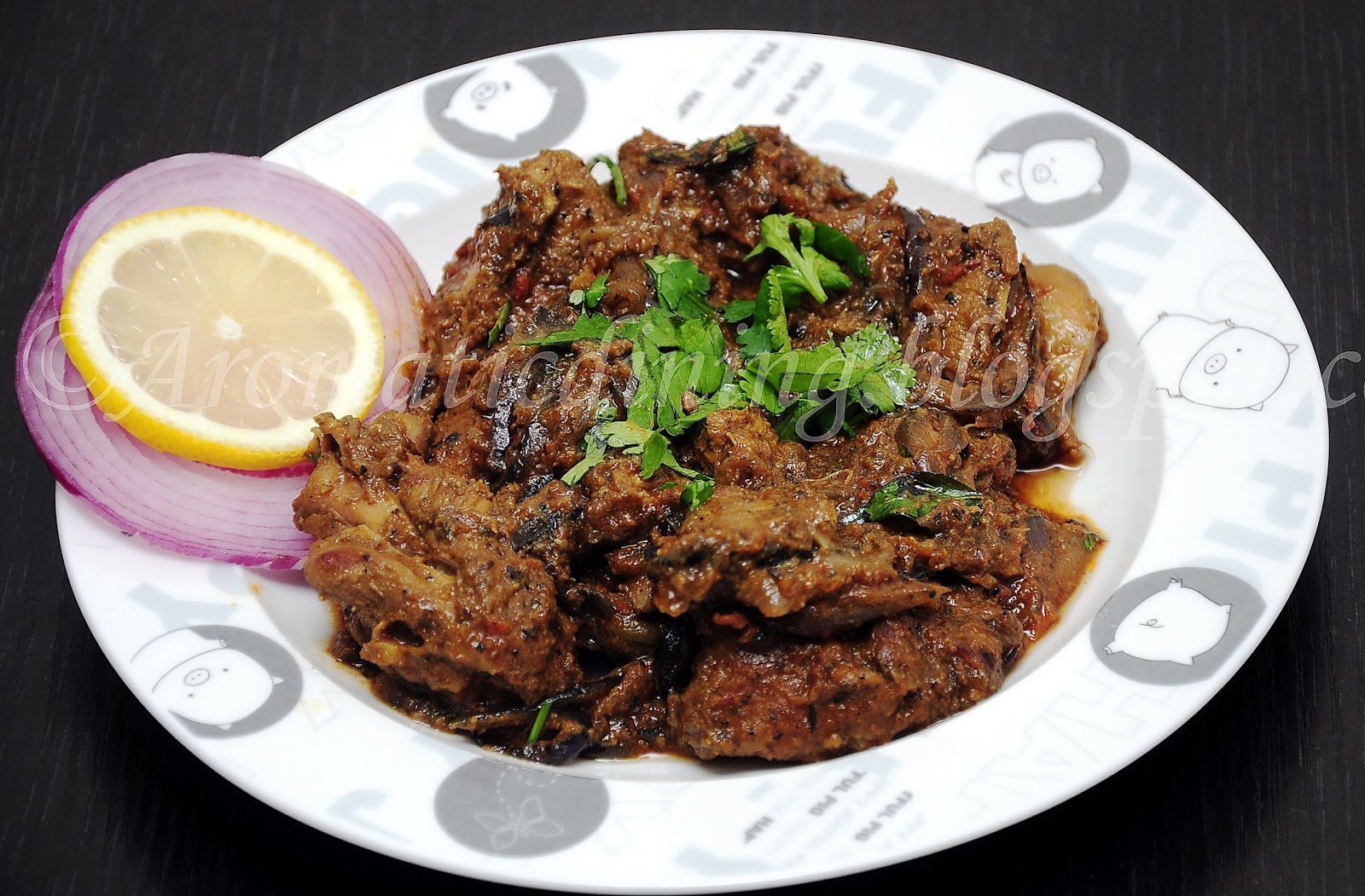 Aromatic Dining: Pepper Chicken / Kozhi Milagu varuval