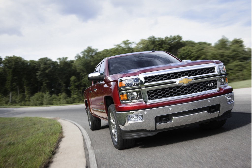 cars-archive: 2014 Chevrolet Silverado and GMC Sierra?Video?