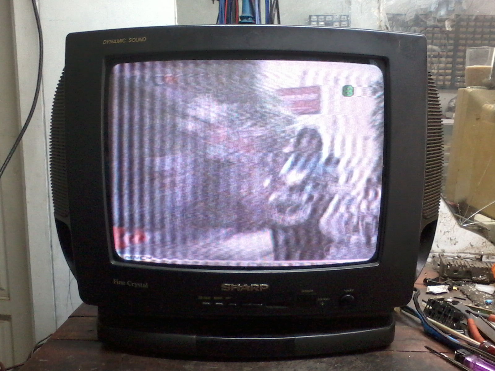 Tv Sharp Dynamic Sound Ada Garis Garis Hitam Di Layar ~ ELECTRONIC ...