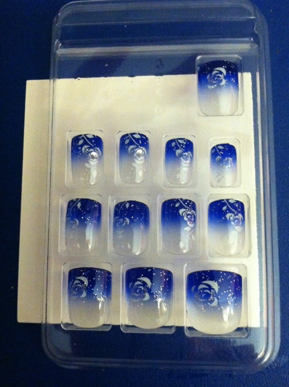 Tiny plastic fingernails: Kiss Stick On Nails Review