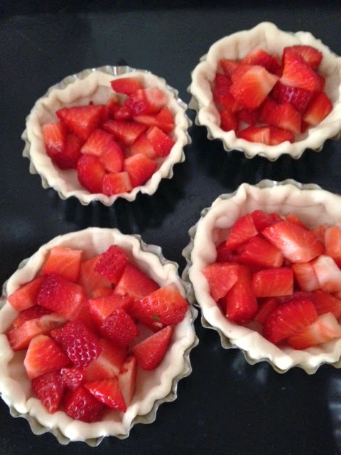 FAZeCOME: Tarteletes de morango com crumble