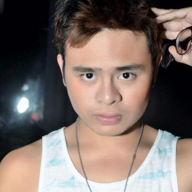 swordshines10: ALL IS FAIR IN LOVE AND WAR (a review for the concert ...