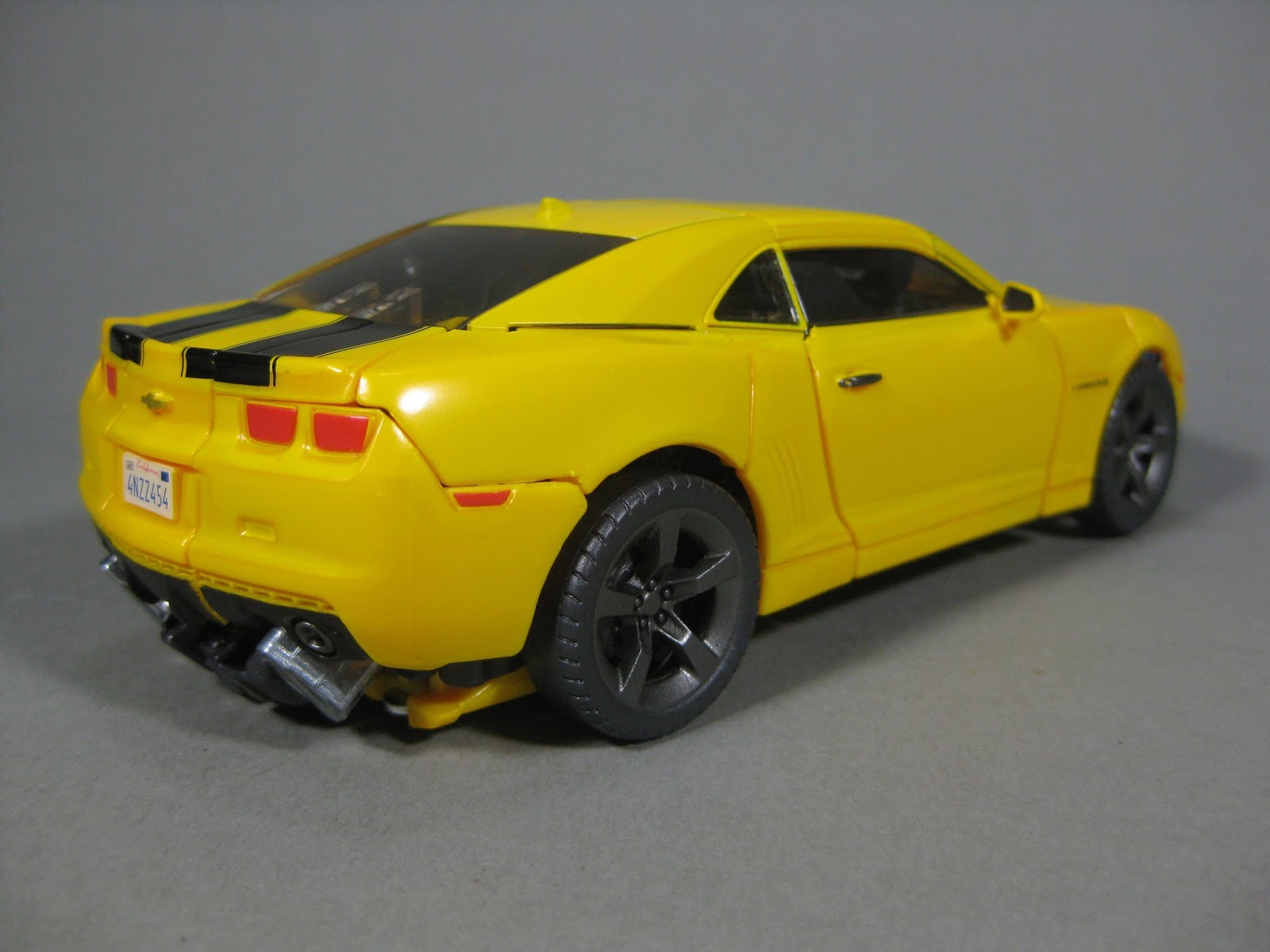 deSMOnd Collection: Takara Tomy MPM-3 "Bumblebee" Movie Series