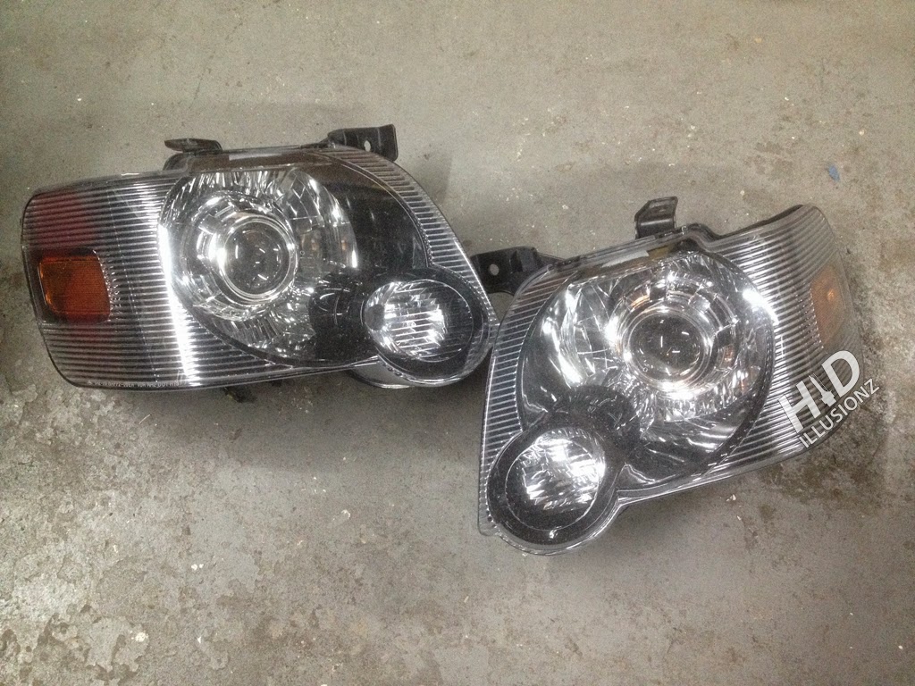 HID ILLUSIONZ: Ford Explorer Sport-Trac Morimoto Mini H1 Apollo 3.0 HID ...
