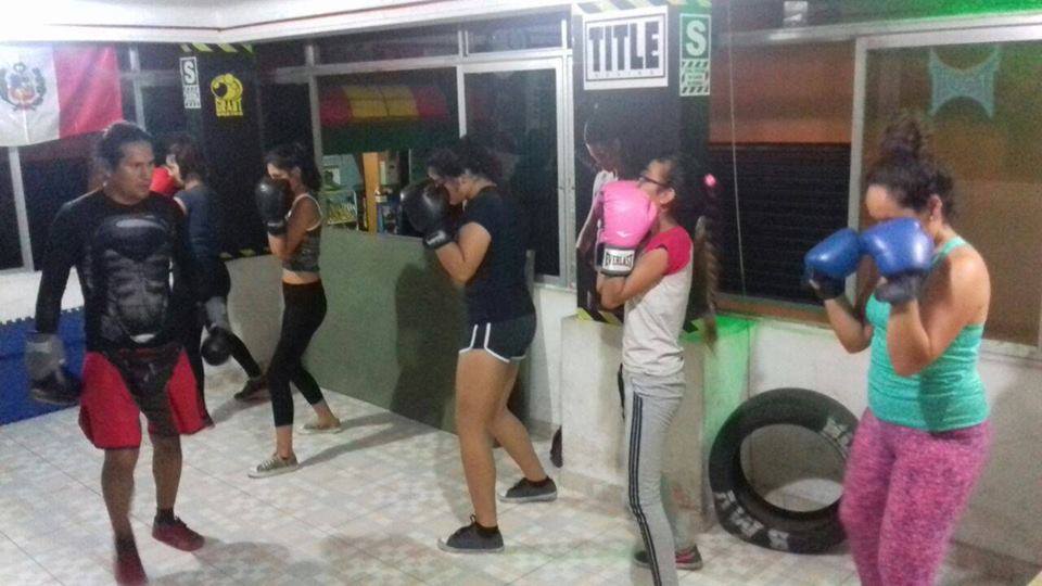 Escuela de Boxeo LIMA - NORTE: Clases de Boxeo para mujeres fines de ...