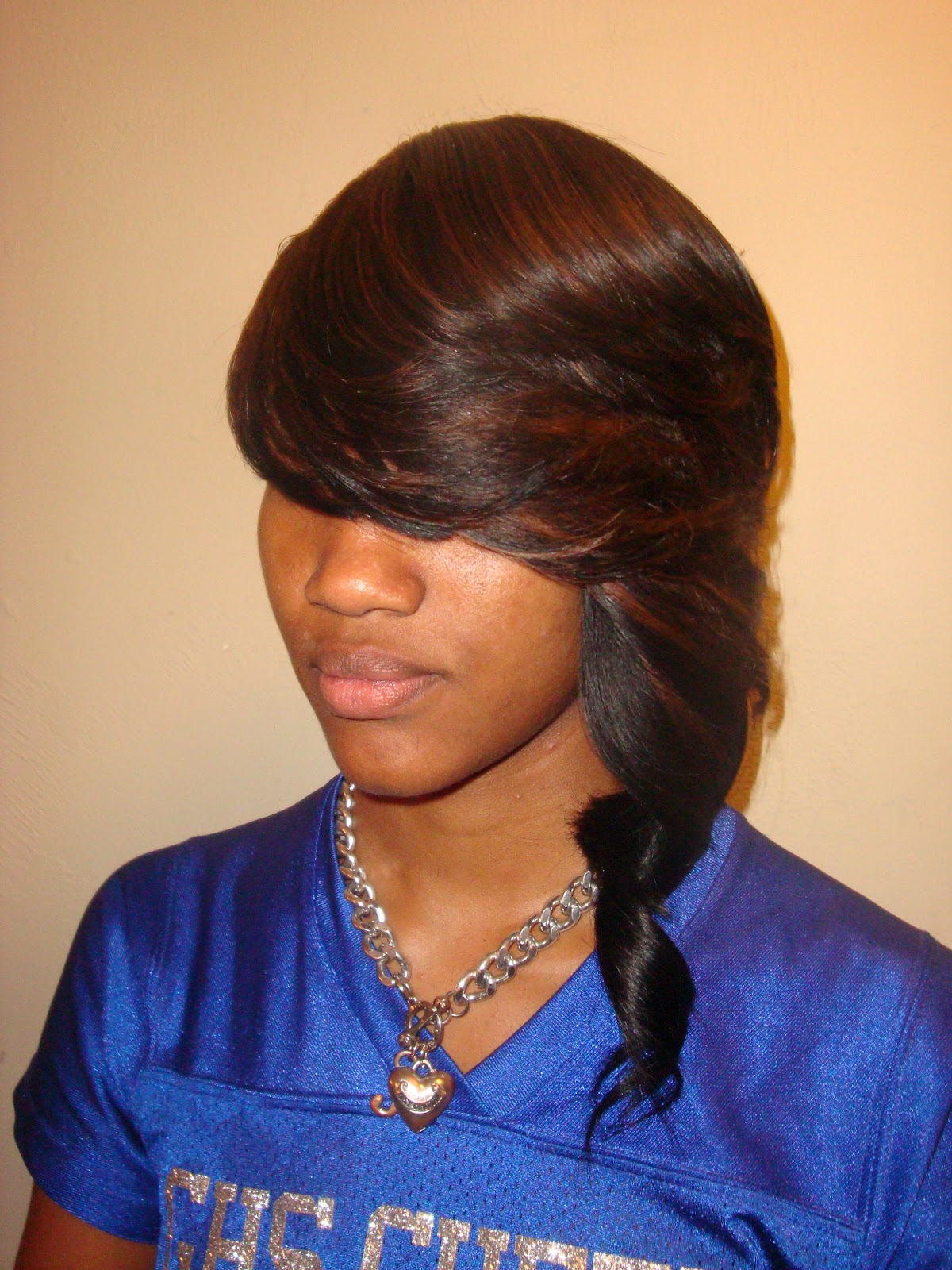 YINKA'S ULTIMATE HAIR DESIGNS: Look Book:Sew-ins, Bobs,Short-cuts ...