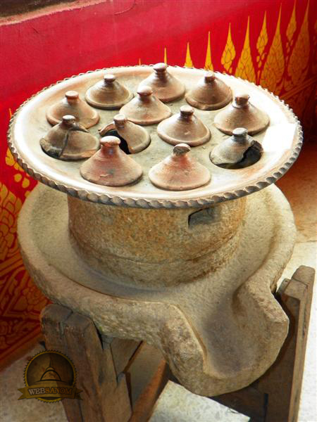 WEBSANOM - เว็บสนม: พระธาตุเรืองรอง ( Pra That Reung Rong )