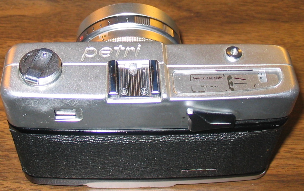 The Chens: The User’s Review: Petri Racer 35mm Rangefinder Camera ...