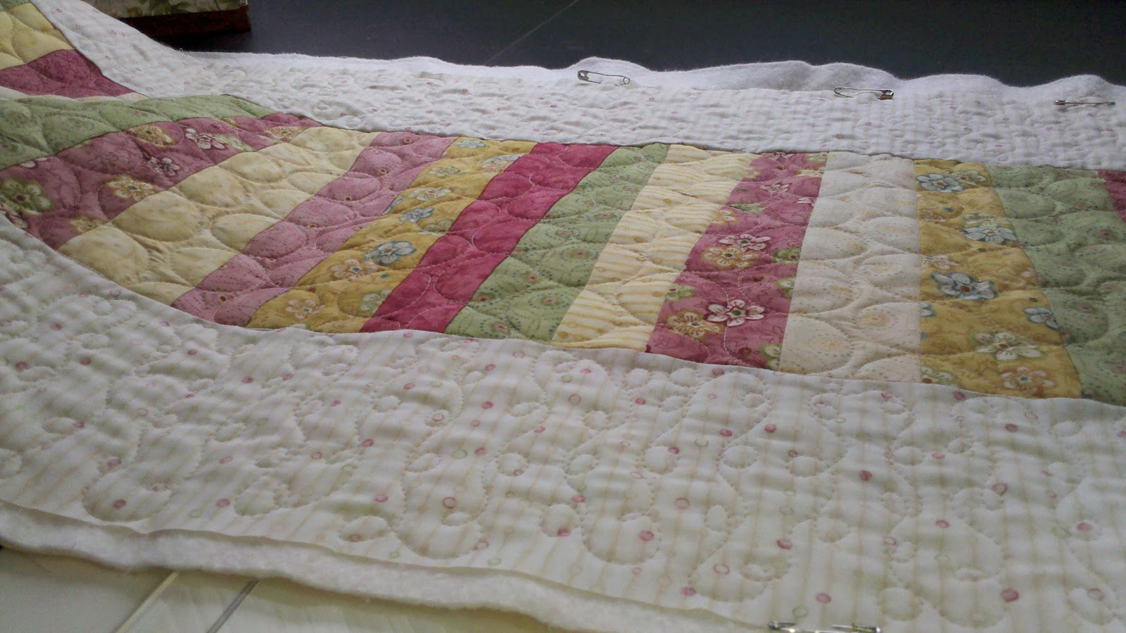 Karen's Quilts, Crows and Cardinals: Charity Table Runner