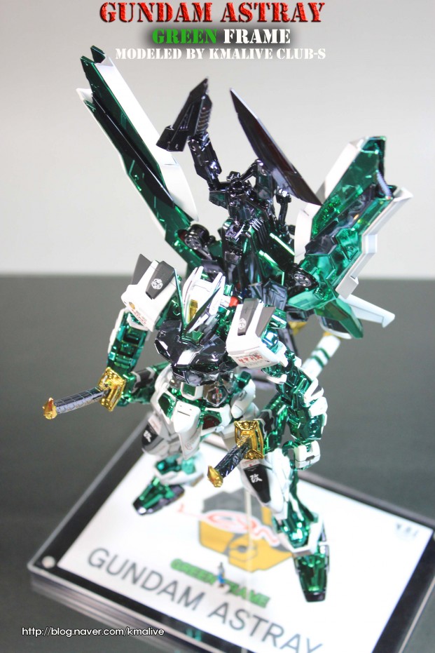 Custom Build: MG 1/100 Gundam Astray "Green Frame"