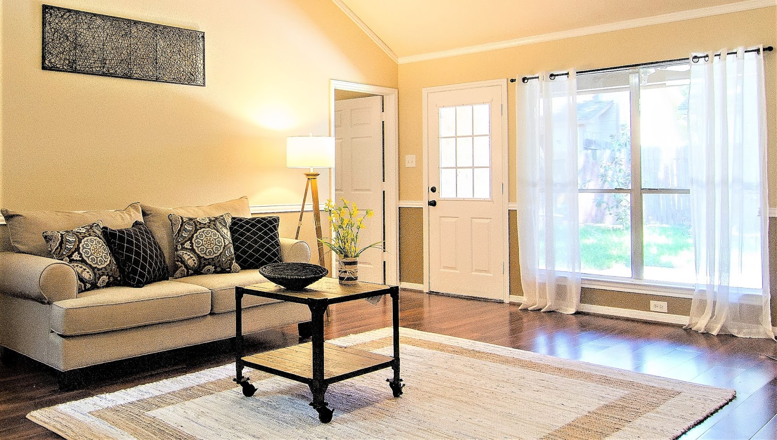 Tips on staging with lighting